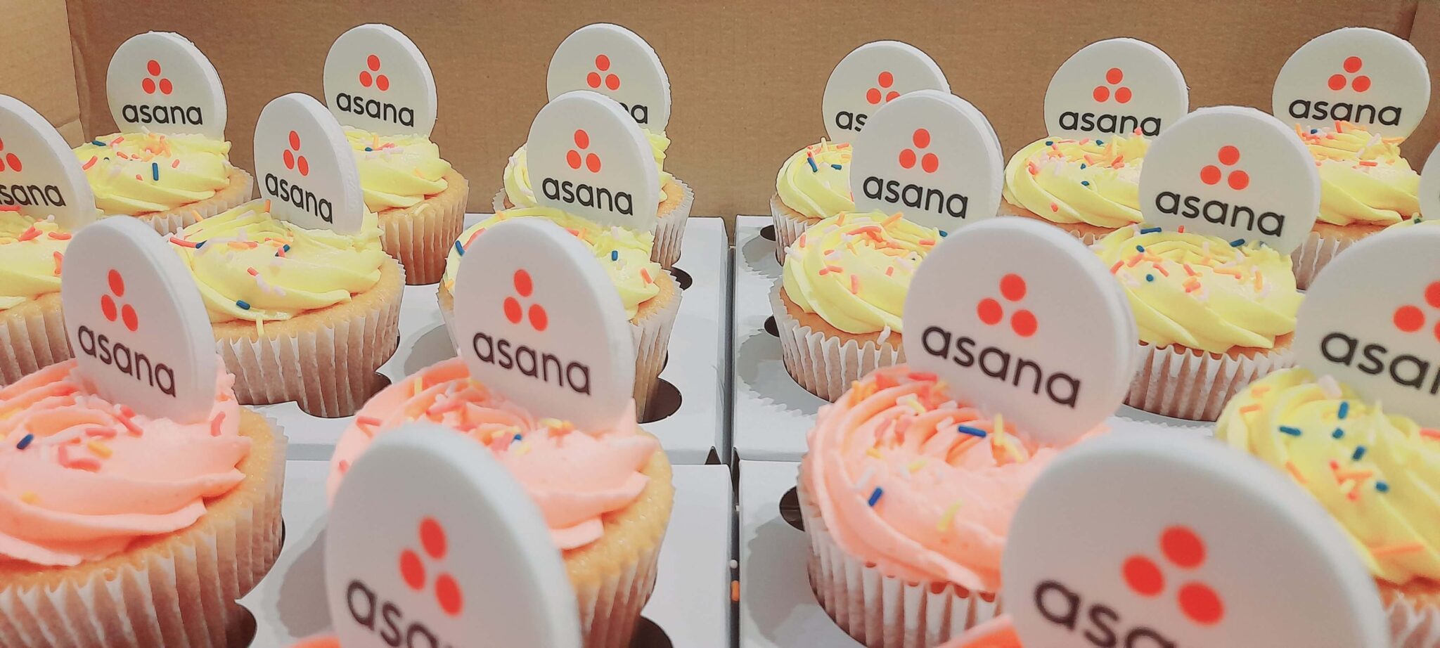 Corporate Cupcakes Cape Town | Branded Cakes - Milly Cupcakes